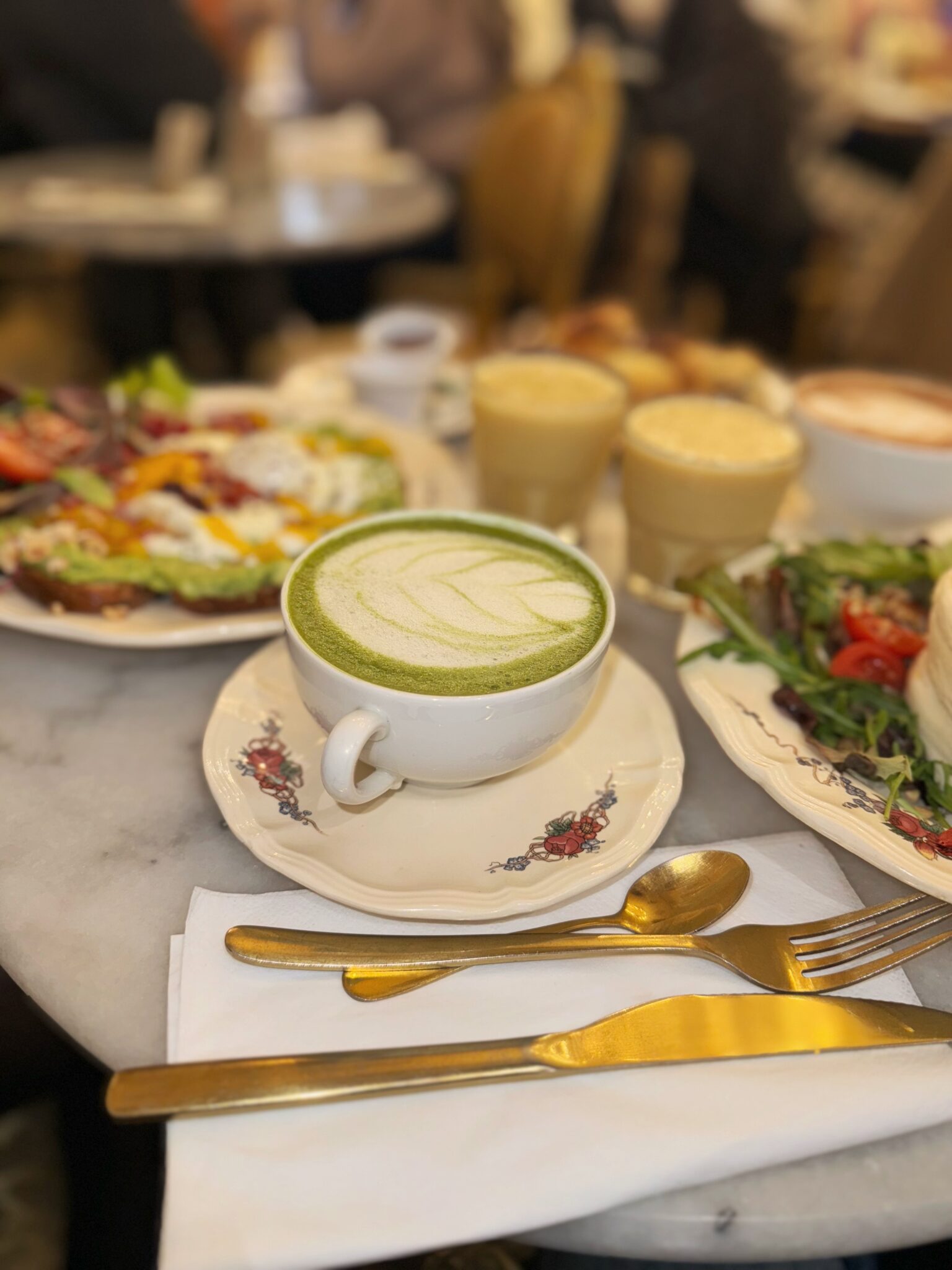 Violetta & Alfredo - Parisian Tables